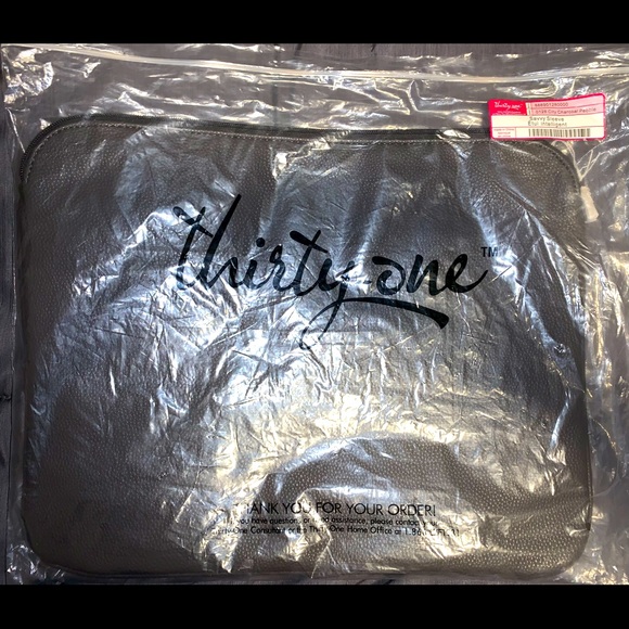thirty-one | Bags | Thirty One Savvy Sleeve In City Charcoal Pebble ...